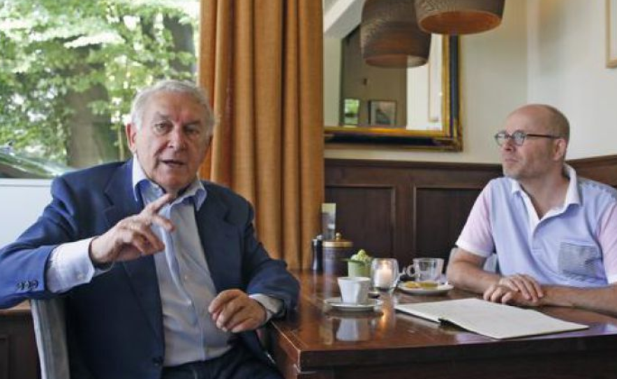 Peter Schavemaker werkt aan boek over ’100 jaar Mediastad Hilversum’.