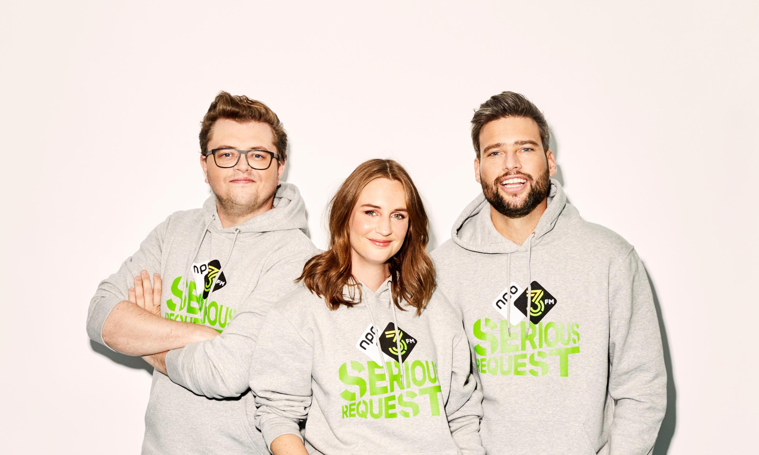 NPO 3FM dj's Barend van Deelen, Sophie Hijlkema en Rob Janssen in ...