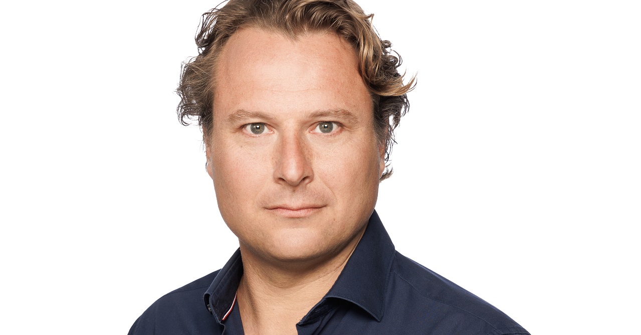 Griekenland-correspondent Thijs Kettenis gaat nu ook de Balkan verslaan ...