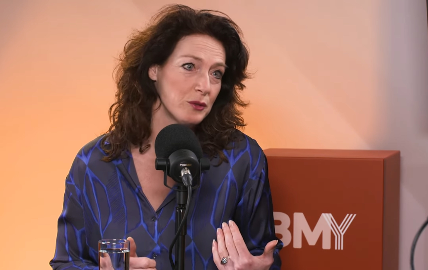 Ghislaine Plag bijt het spits af als vervanger van Art Rooijakkers bij ...