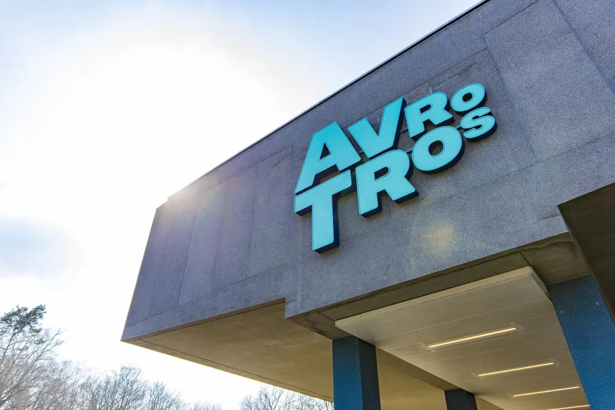 AVROTROS schrapt ook programma’s door nieuwe bezuinigingen - Spreekbuis.nl